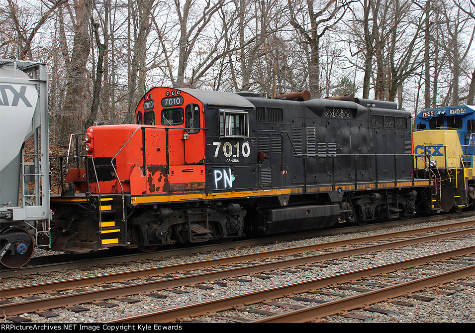 PN GP9RM #7010 on Q409-21